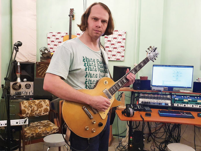 Jonathan Pearce | Vintage Guitar® magazine