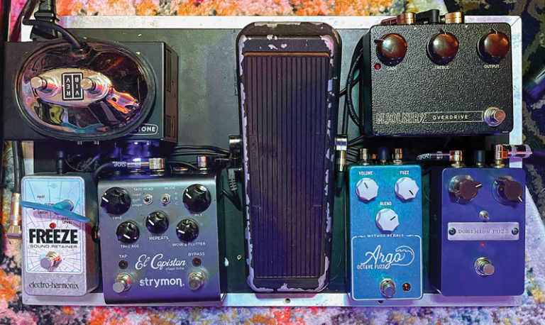 J.D. Simo | Vintage Guitar® magazine