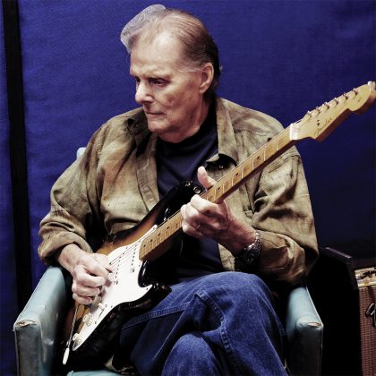 Reggie Young | Vintage Guitar® magazine